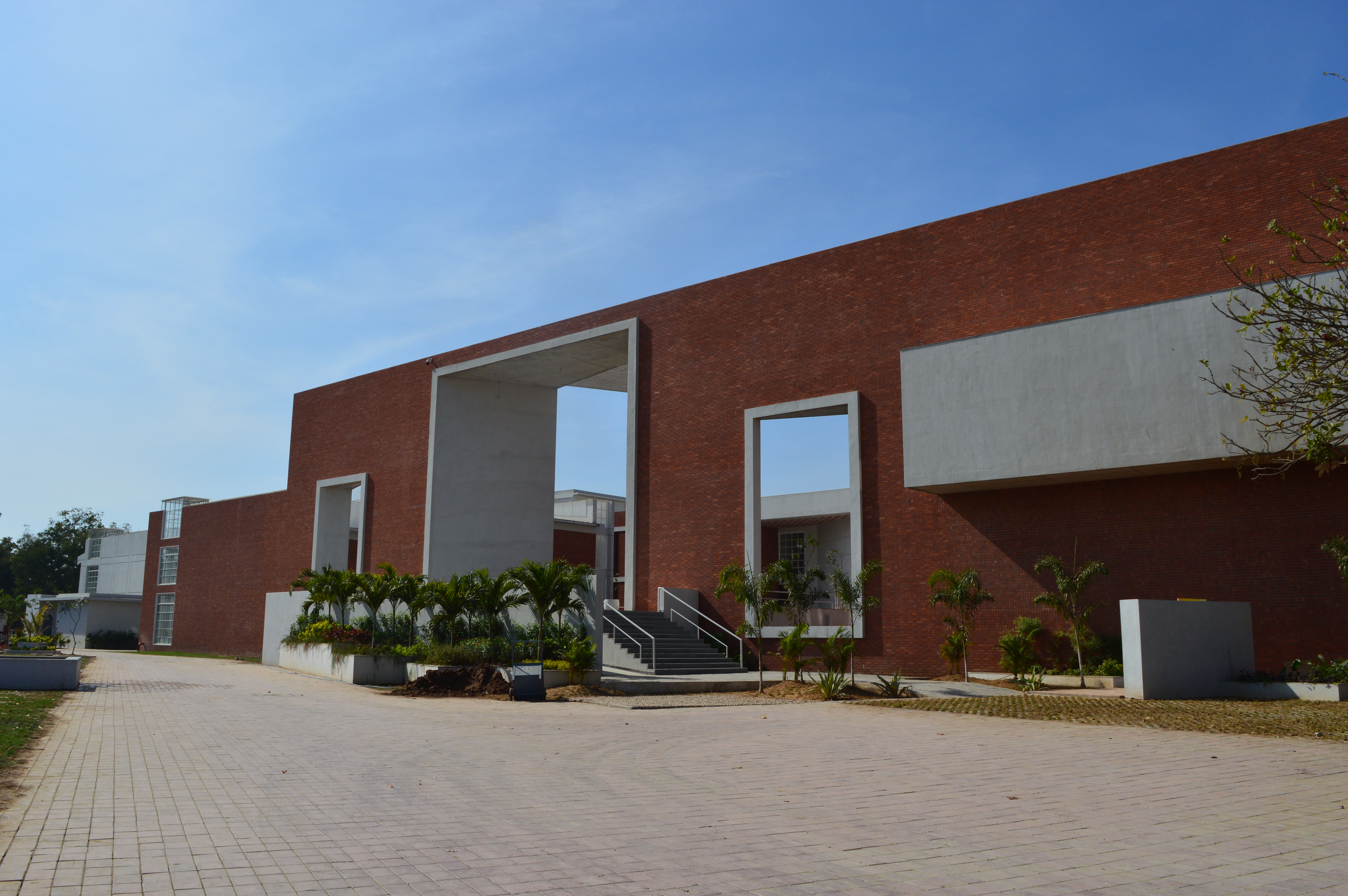 Sardar Vallabhbhai Patel Institute of Technology, Vasad Alumni Platform